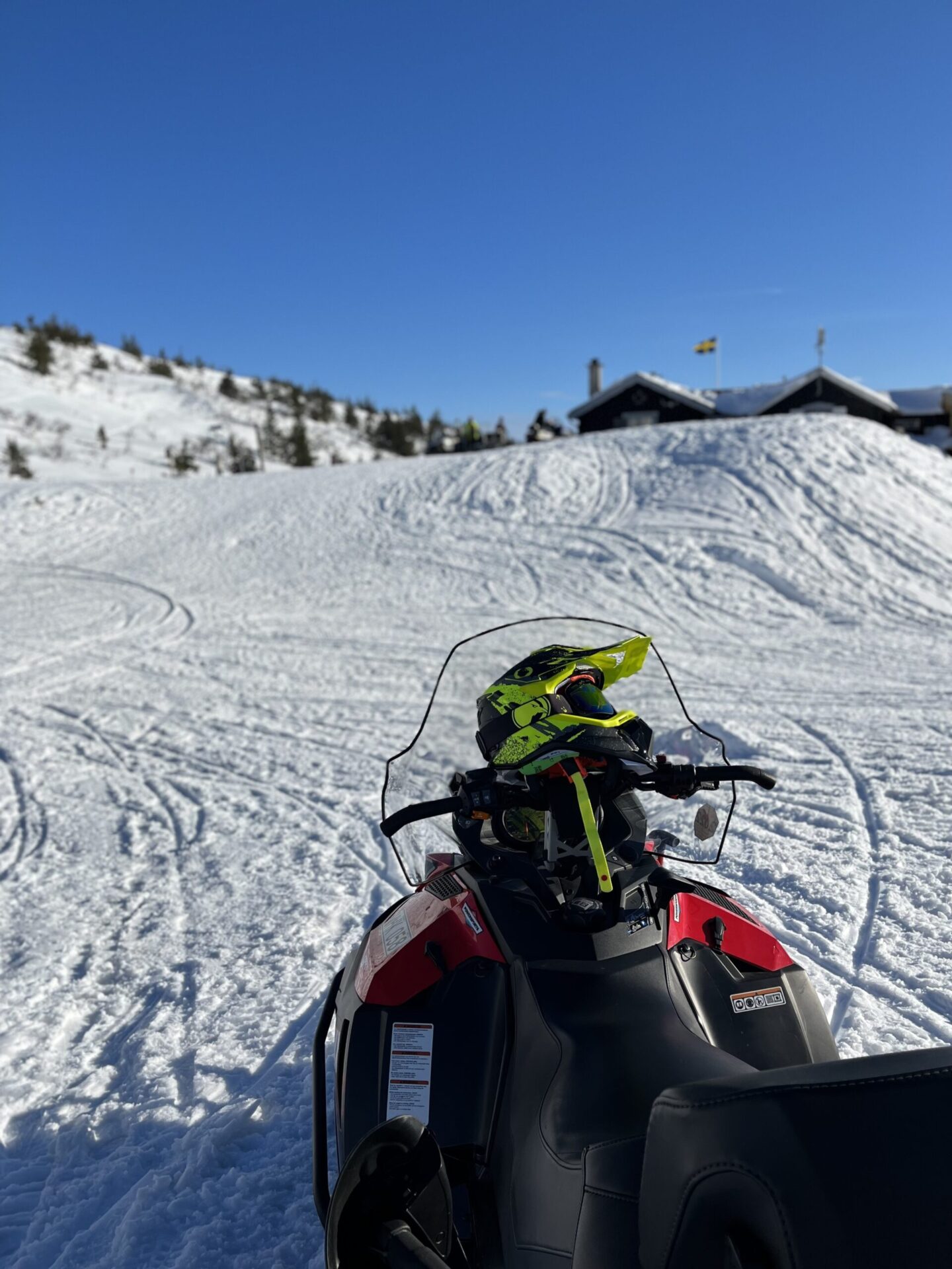 SKOTER LINDVALLEN - Boka stuga i Sälen